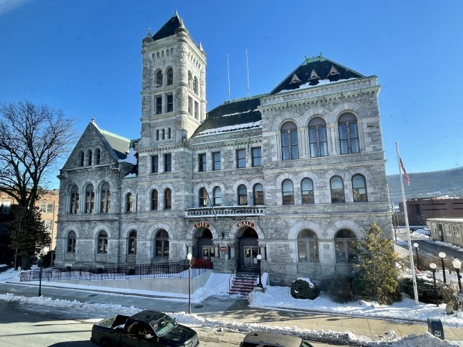 City Hall: a conundrum for administration, City Council | News, Sports ...